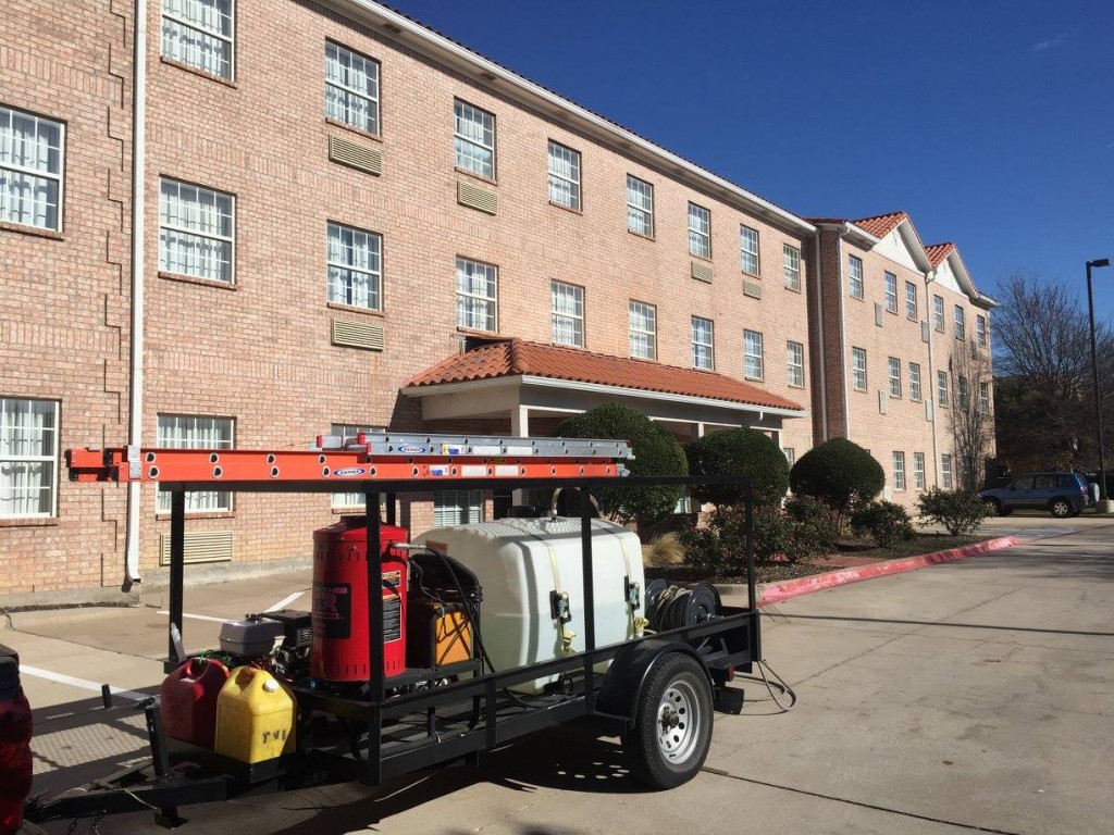 Exterior Pressure Washing - Hotel in Addison, TX